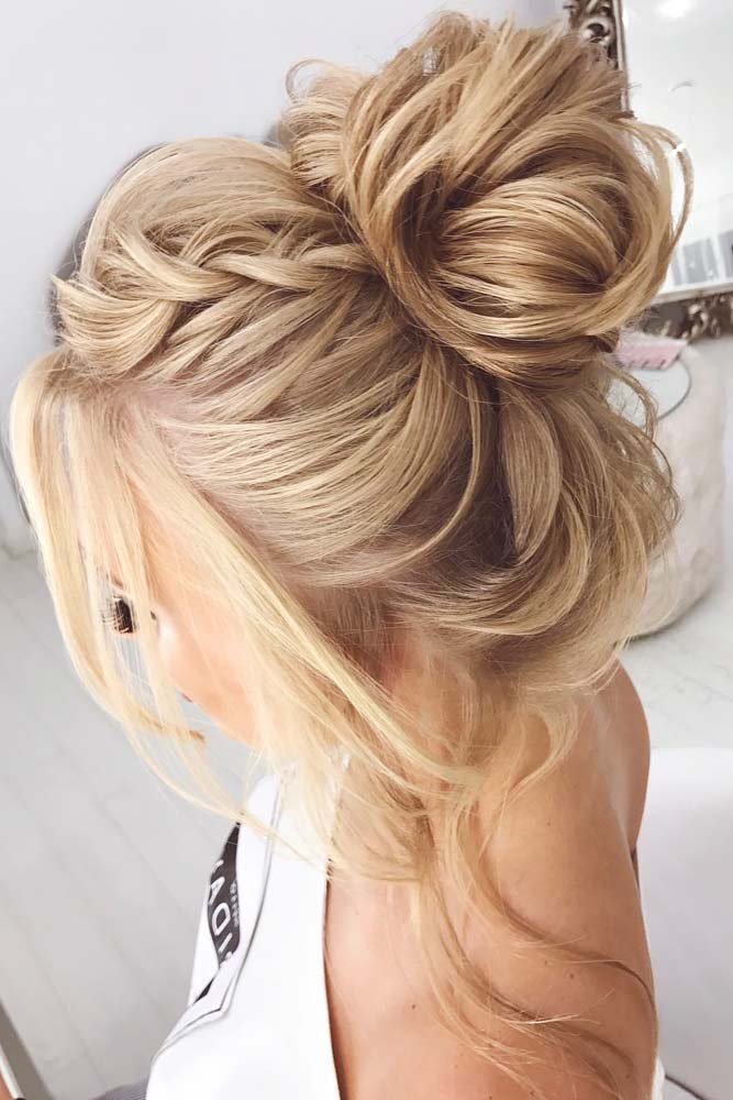 Sophisticated Prom Hair Updos
