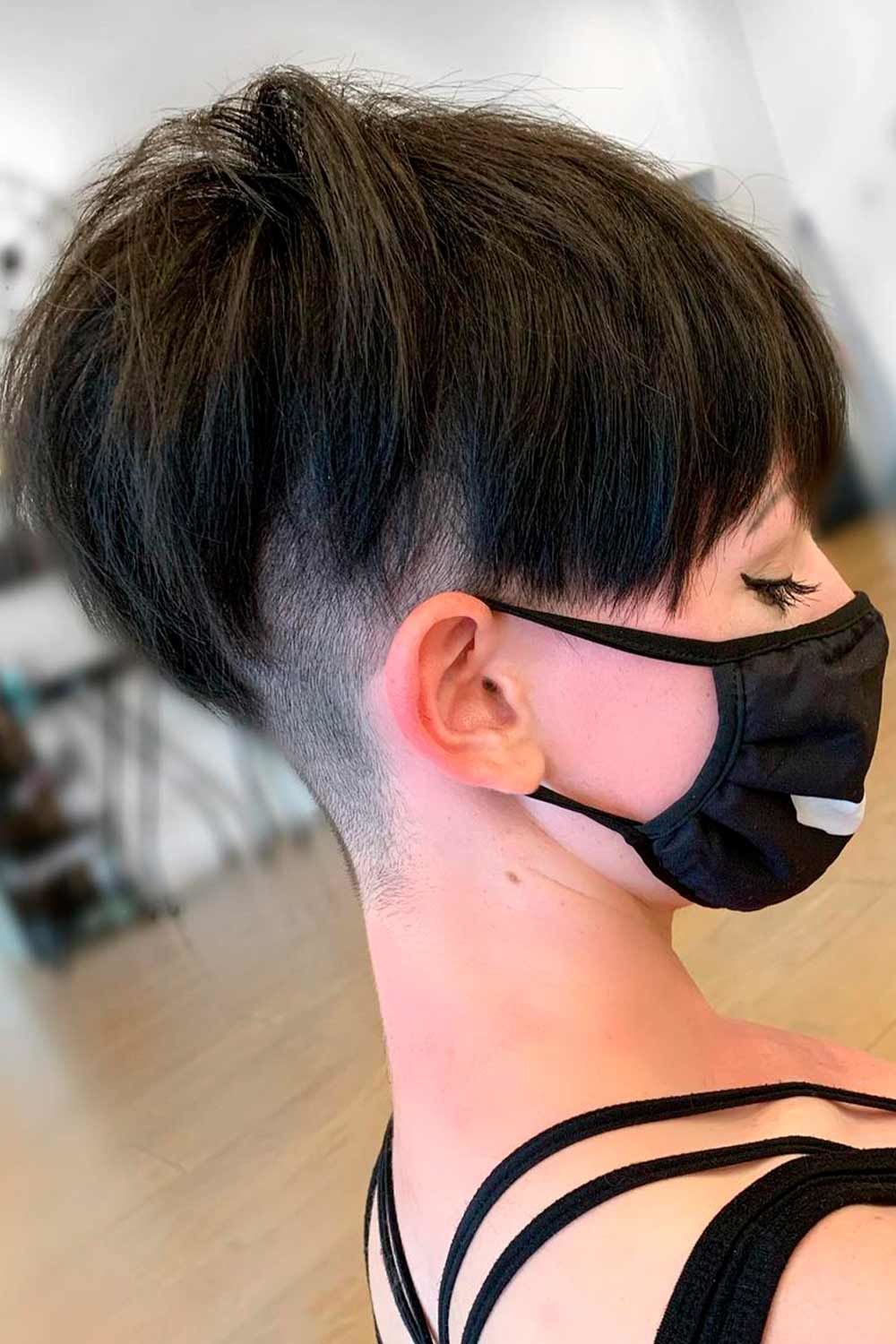 35 Bowl Cut Ideas On The Cutting Edge of Fashion | LoveHairStyles.com