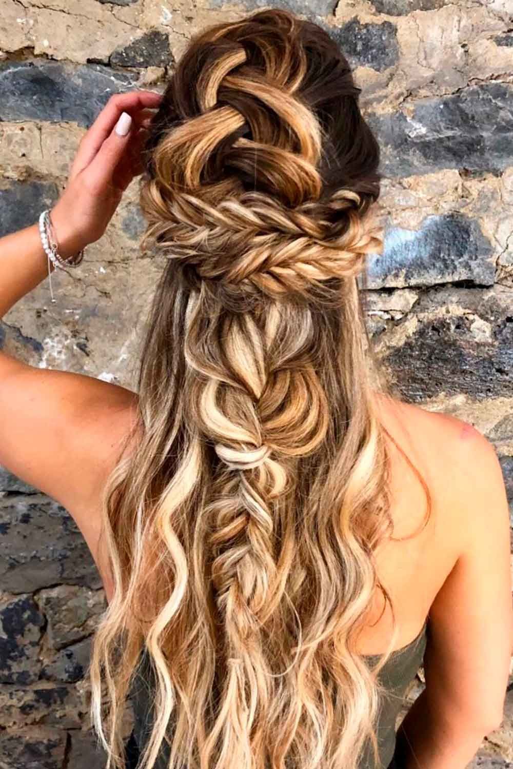23 Elegant Side Braid Ideas To Style Your Long Hair