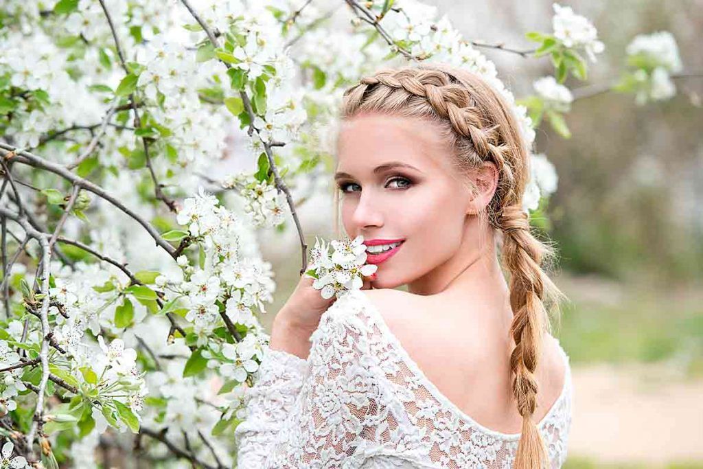 23 Elegant Side Braid Ideas To Style Your Long Hair