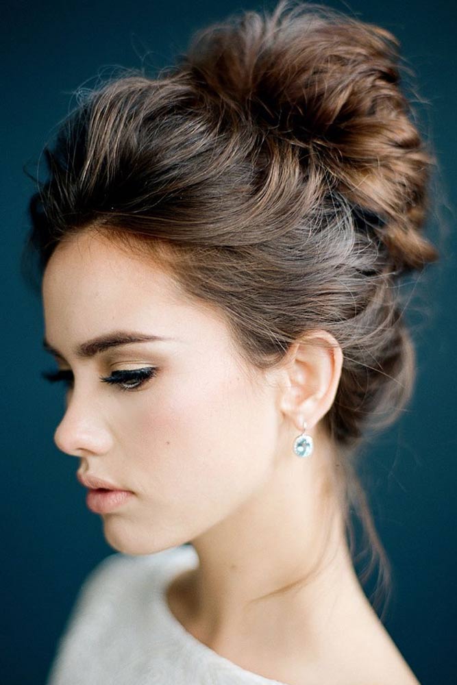 Slay Your Messy Bun Game With Our Ideas | LoveHairStyles.com