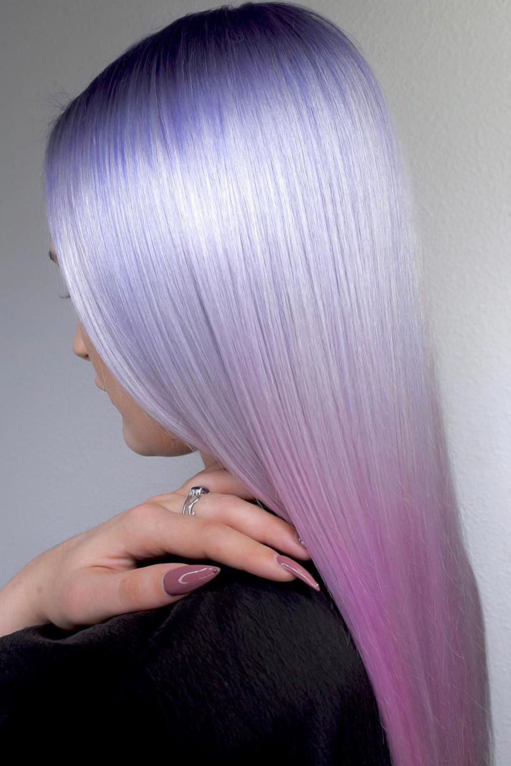 35 Tips & Illuminant Shades To Rock Magical Holographic Hair