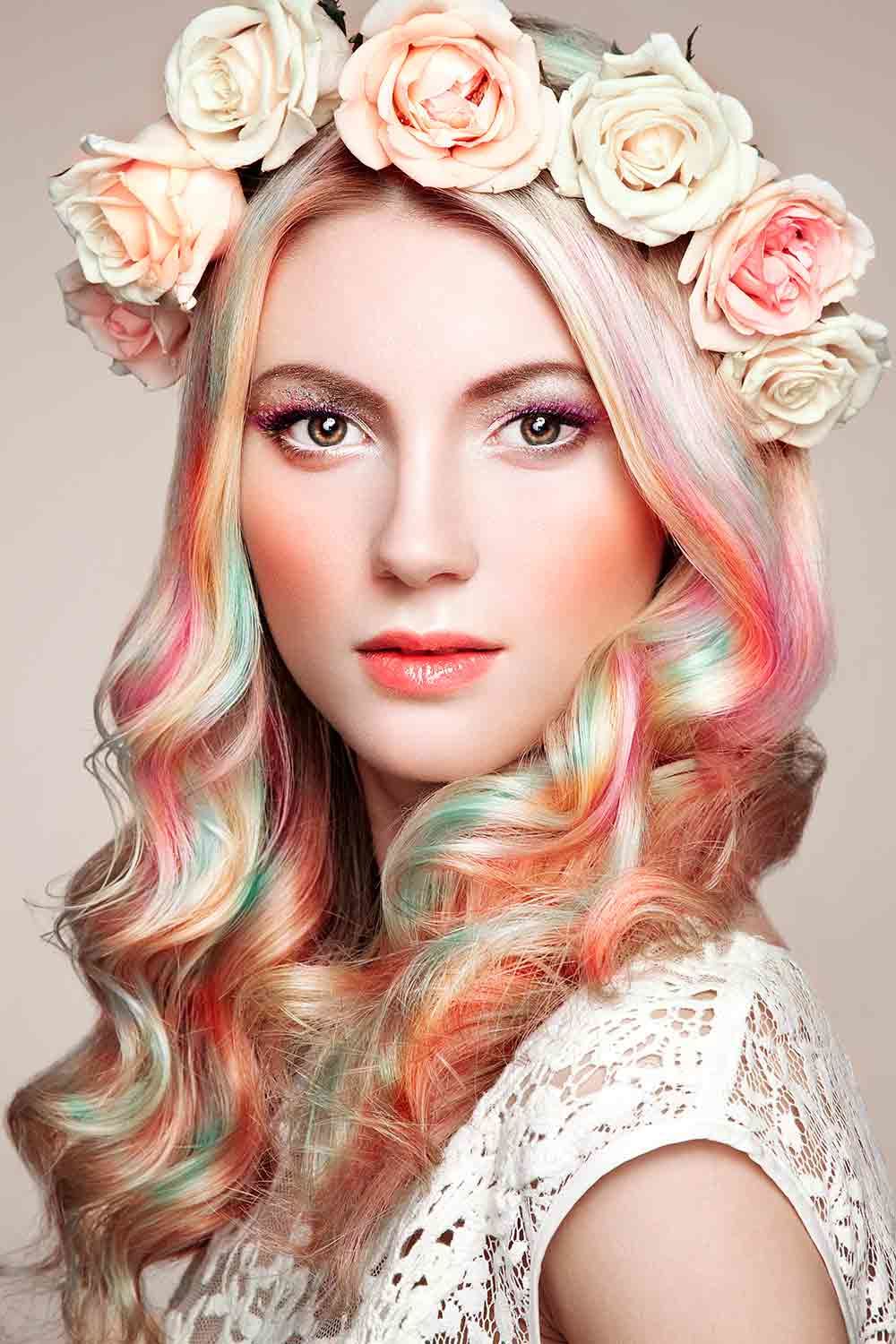 18 Tips & Illuminant Shades To Rock Magical Holographic Hair