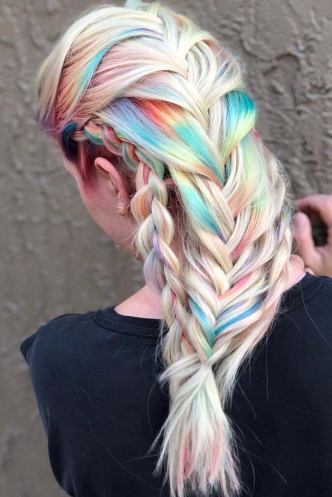 35 Tips & Illuminant Shades To Rock Magical Holographic Hair