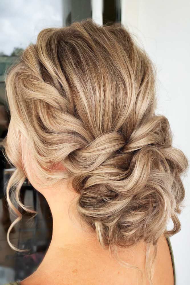50 Mother Of The Bride Hairstyles For Glam Moms - Lovehairstyles