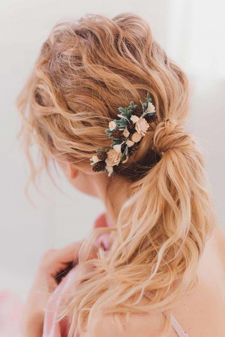 15 Chic Hairstyle Ideas for a Party