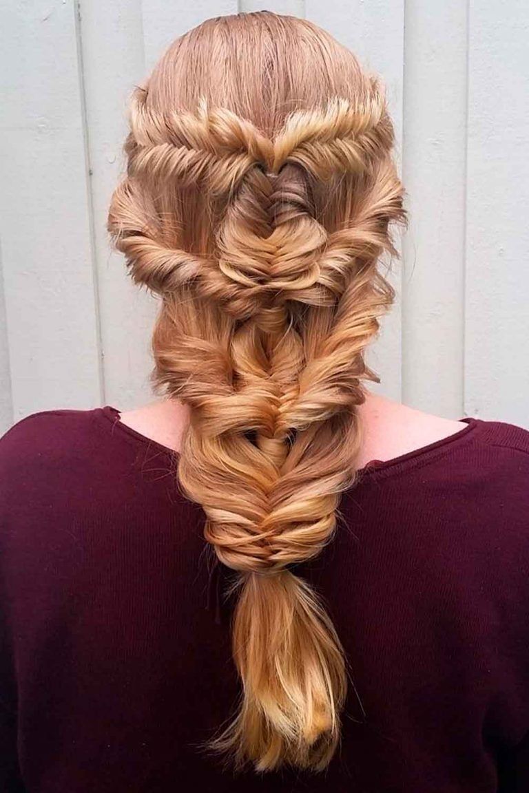 15 Chic Hairstyle Ideas for a Party