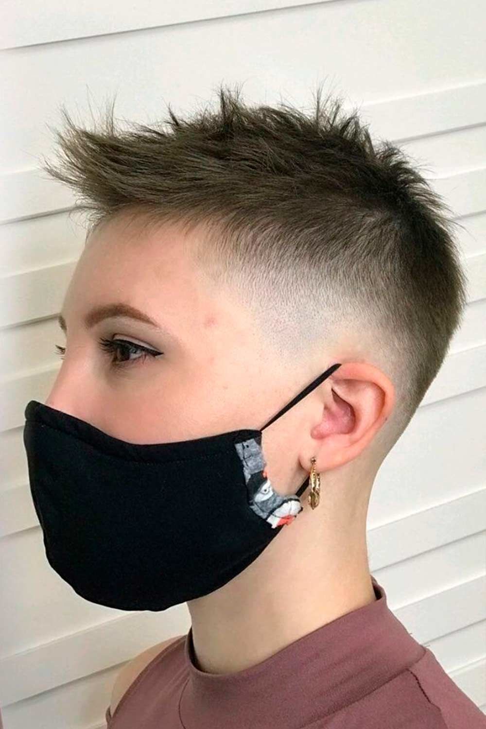 Bold And Classy Undercut Pixie Ideas to Try