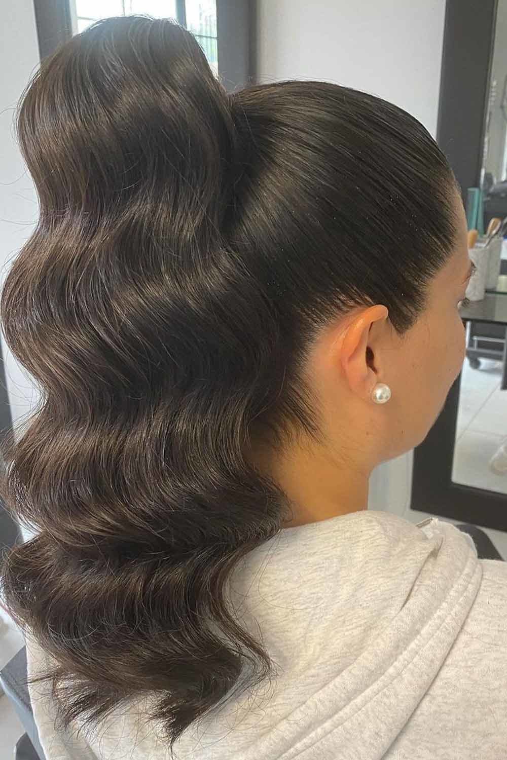 A High Ponytail Hairstyles Trend