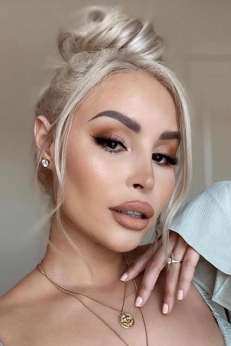 Sophisticated Prom Hair Updos