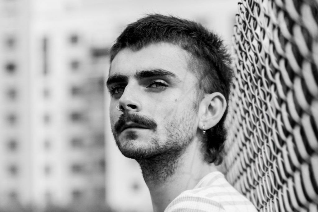 The Contemporary Guide To A Mullet Haircut
