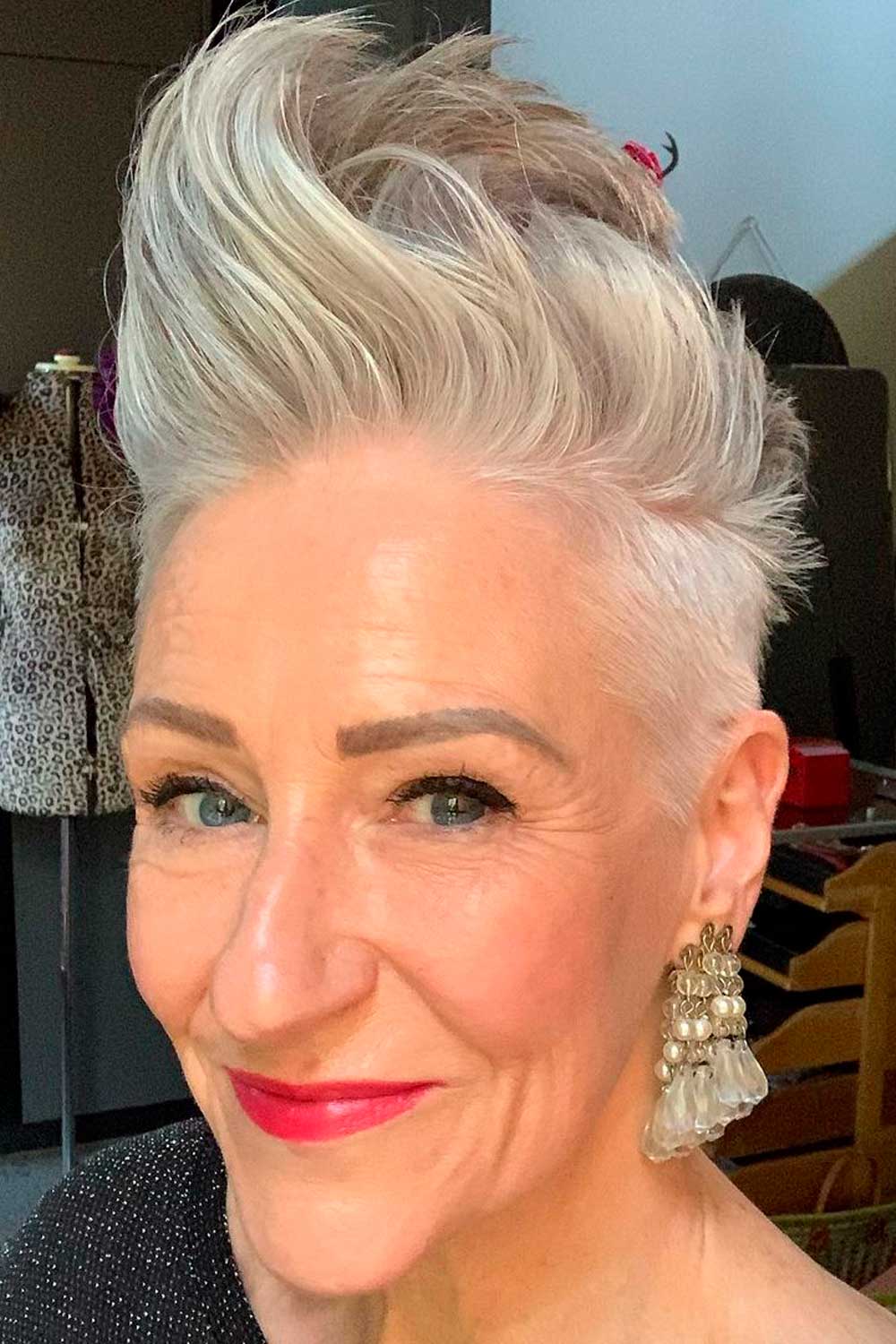 Over 35 Short Haircuts For Older Women You Will Love