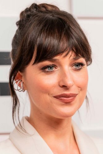 How to Style the Bottleneck Bangs in 2023 - Love Hairstyles