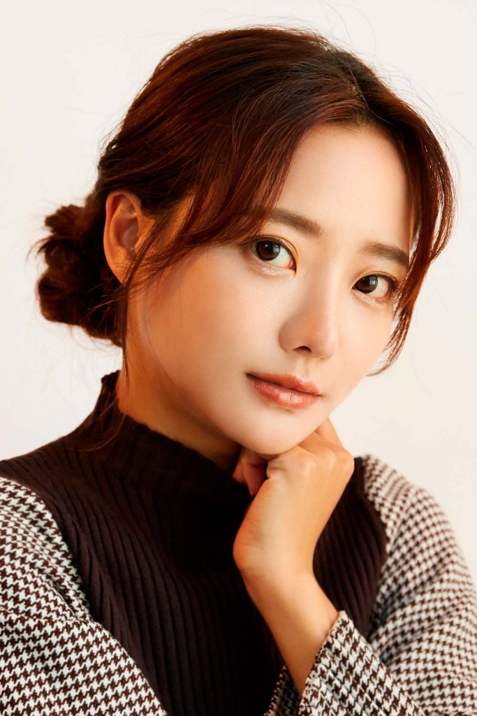 Korean Bangs Hairstyles You Could Totally Pull Off - Love Hairstyles