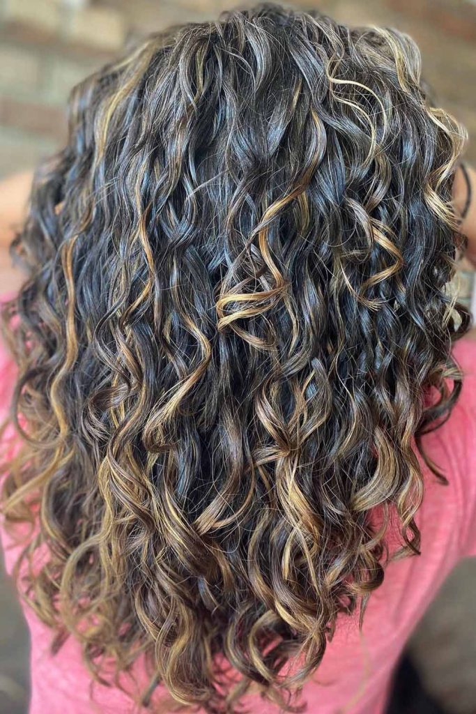 How To Color Curly Hair: Expert Guide For 2023 - Love Hairstyles