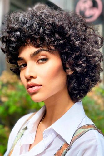 45 Curly Bob Ideas to Add Some Bounce to Your Look