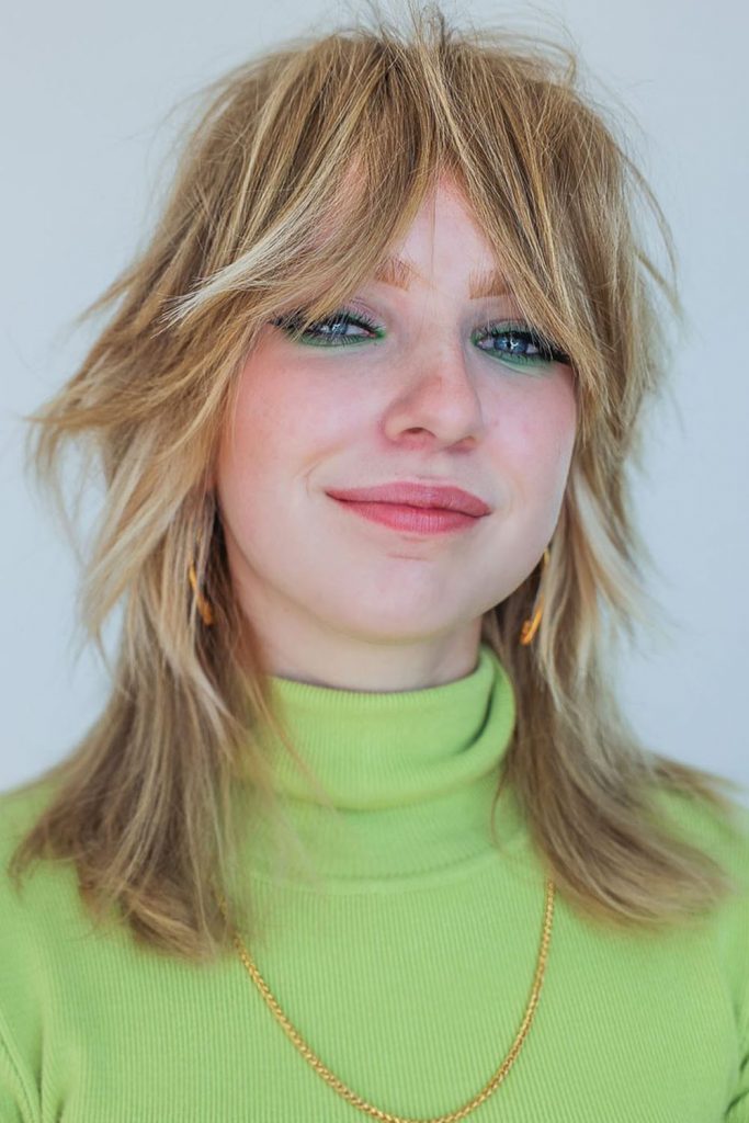 Mastering the Short Wolf Cut for Everyday Style