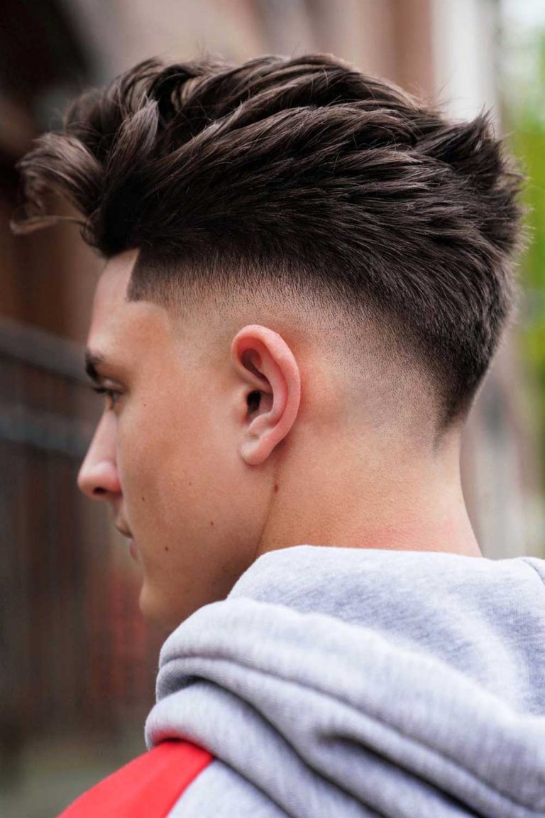 25 Chic Flow Haircut for Men to Rock with Confidence