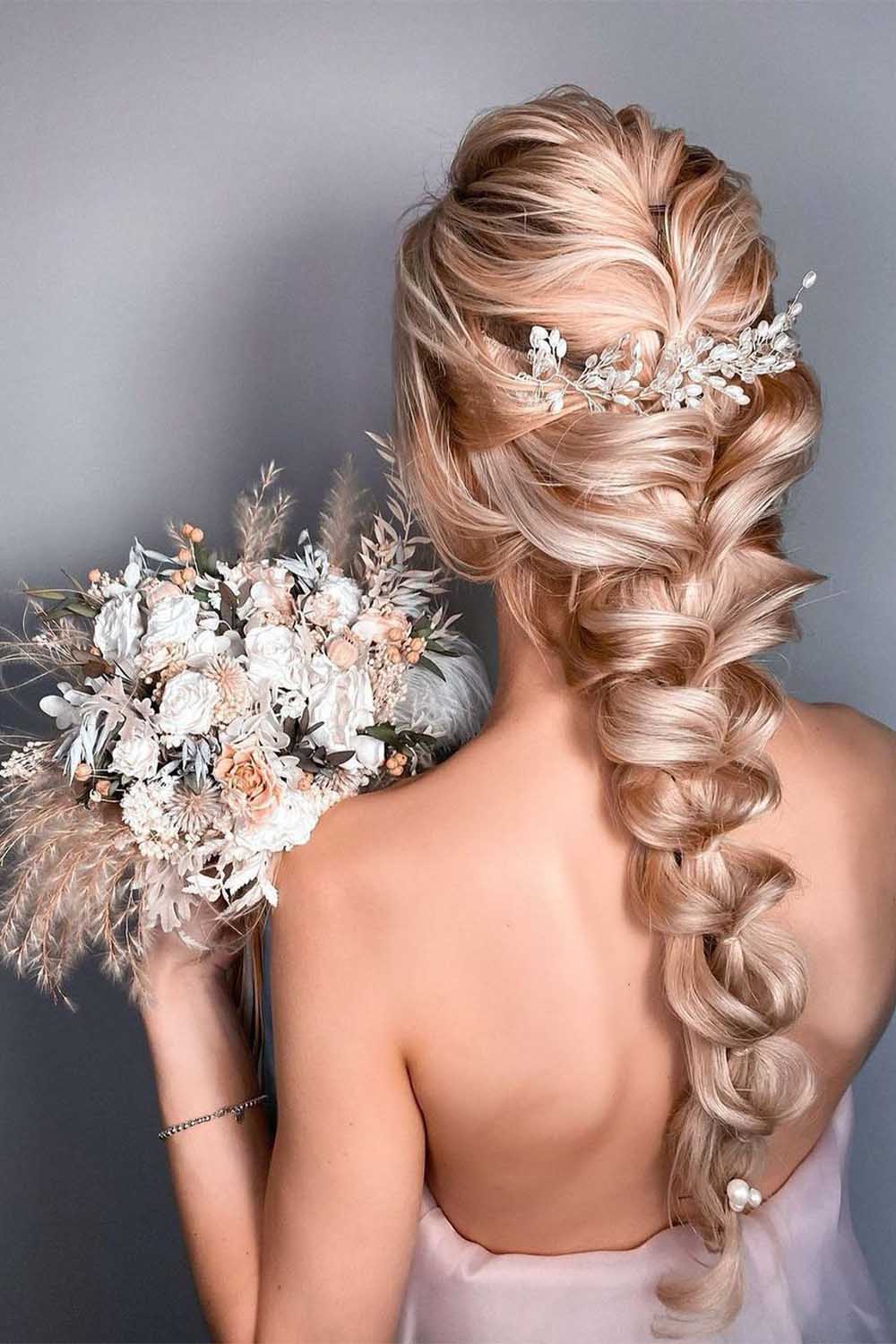 25 Irresistible Braided Wedding Hair Looks
