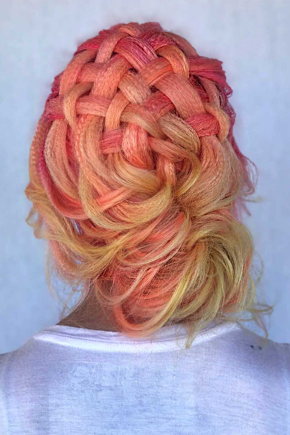 Trendy And Chic Crimped Hair Ideas To Copy Right Away