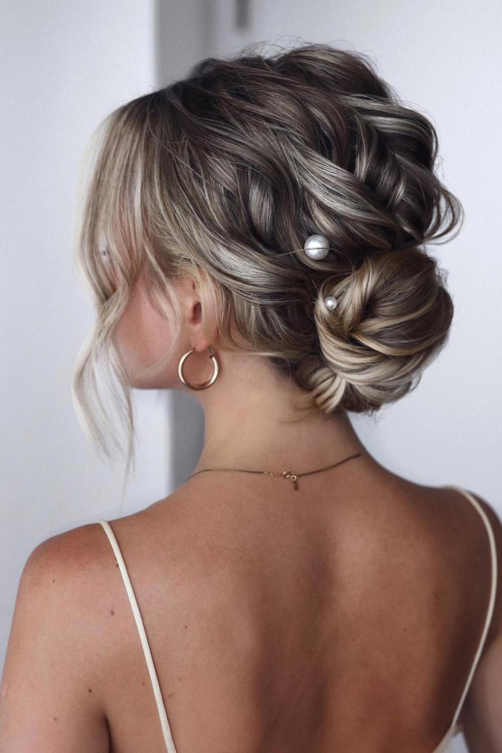Sophisticated Prom Hair Updos