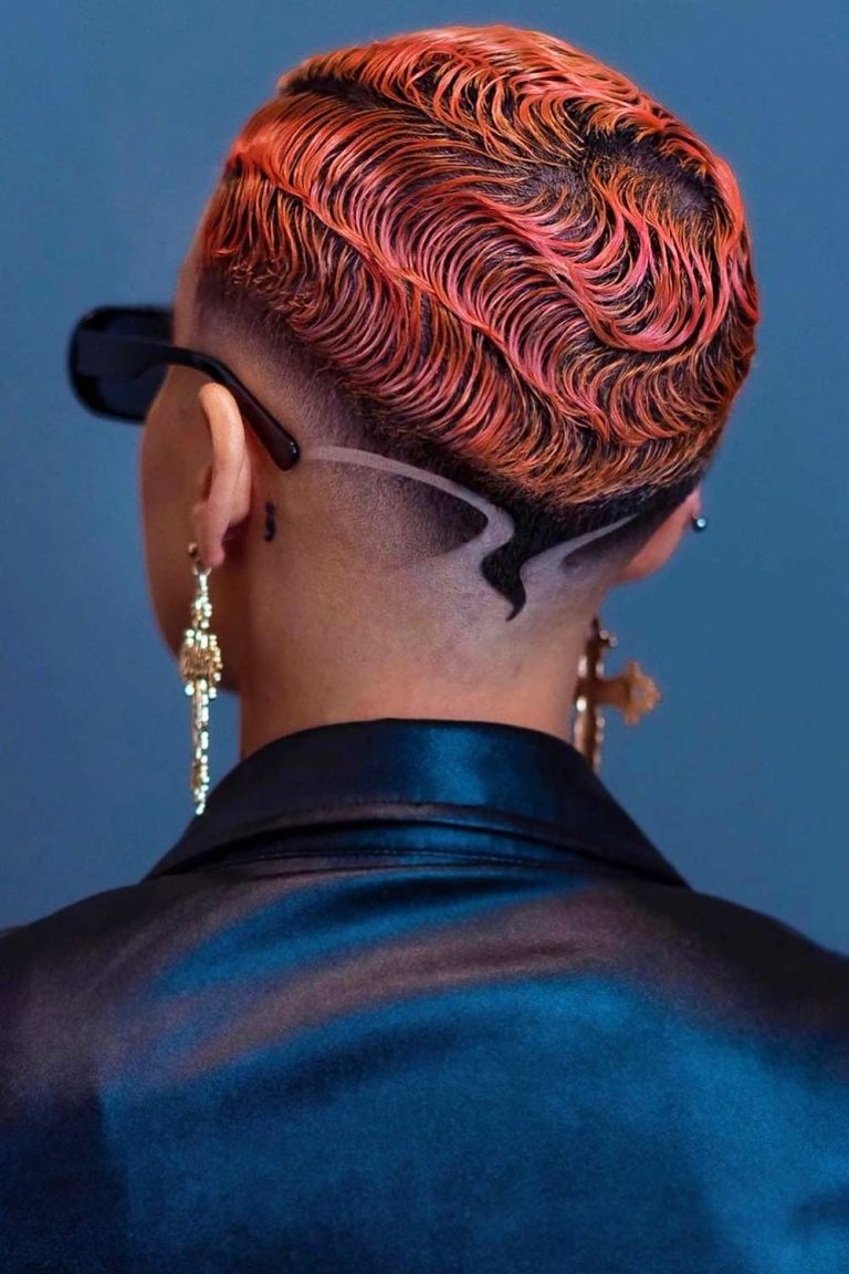 Bold And Classy Undercut Pixie Ideas to Try
