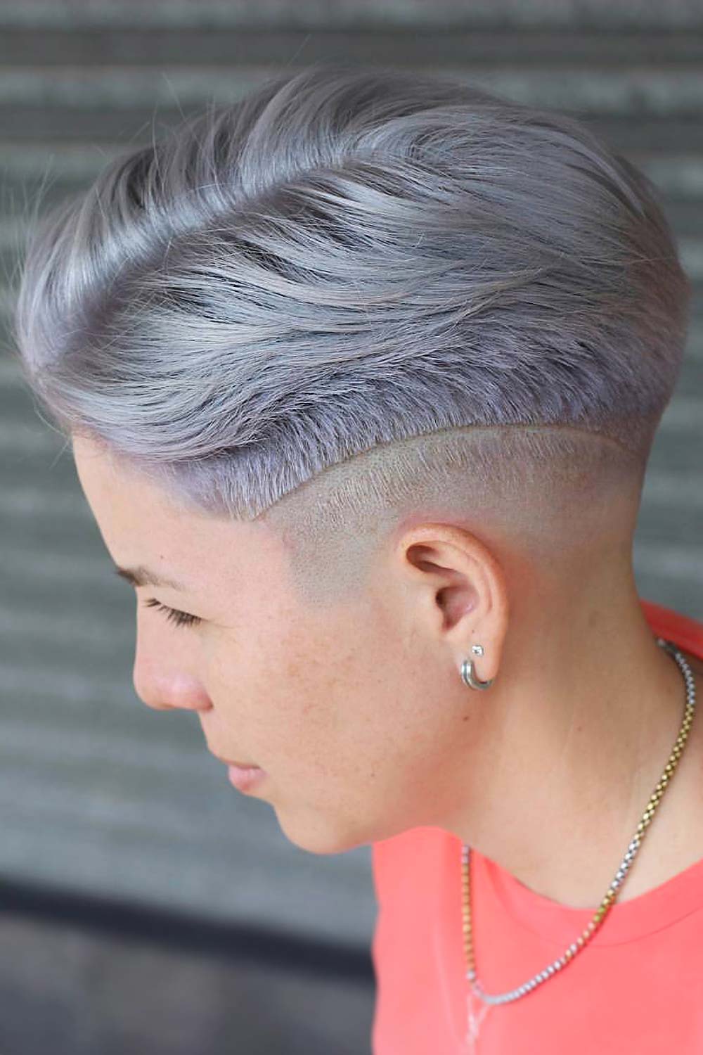 Bold And Classy Undercut Pixie Ideas to Try