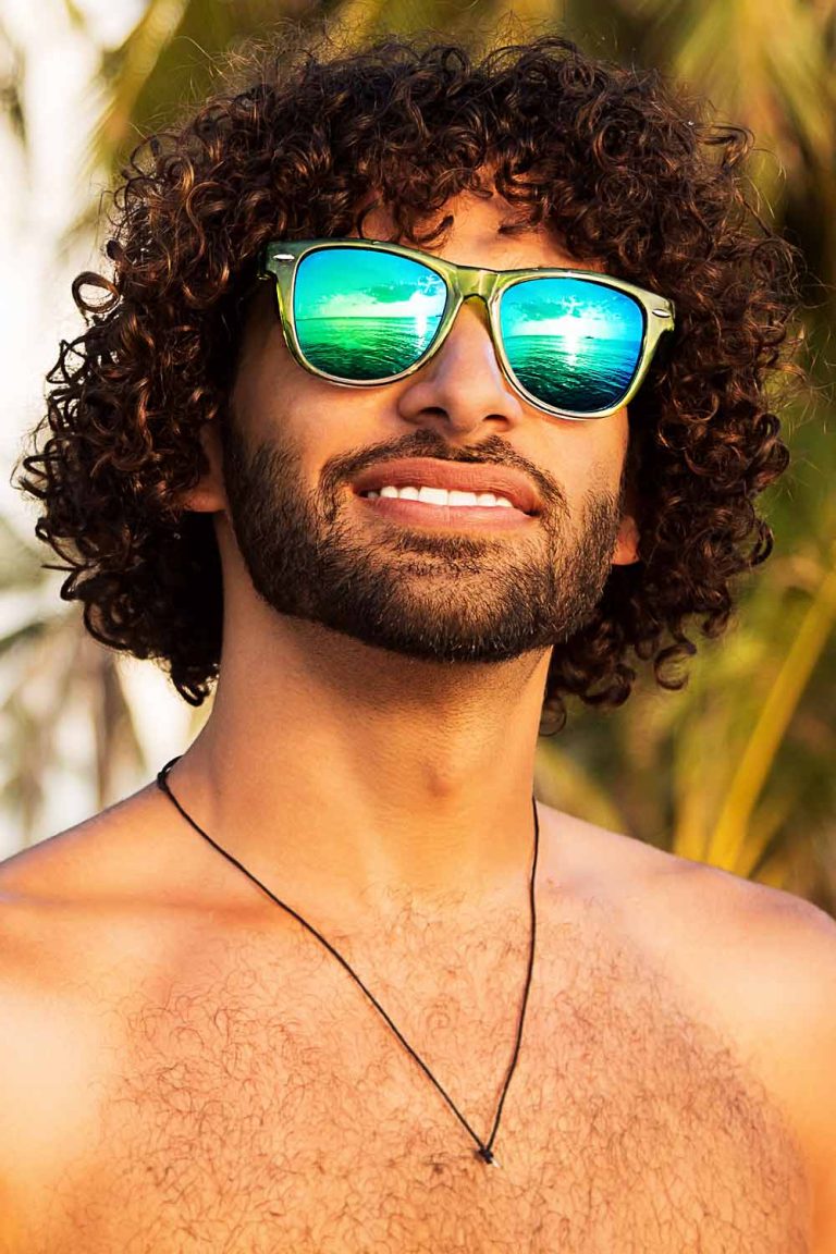20 Striking Ways To Rock Jewfro Hairstyles For Modern Men