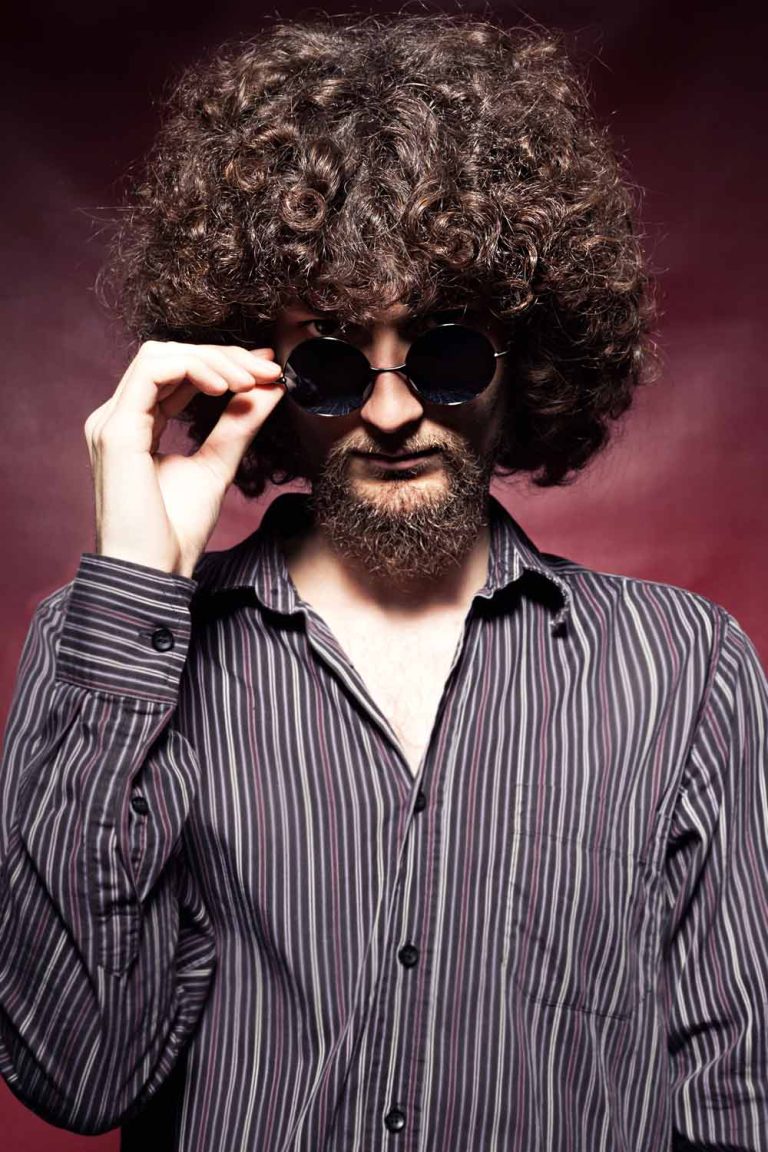 20 Striking Ways To Rock Jewfro Hairstyles For Modern Men